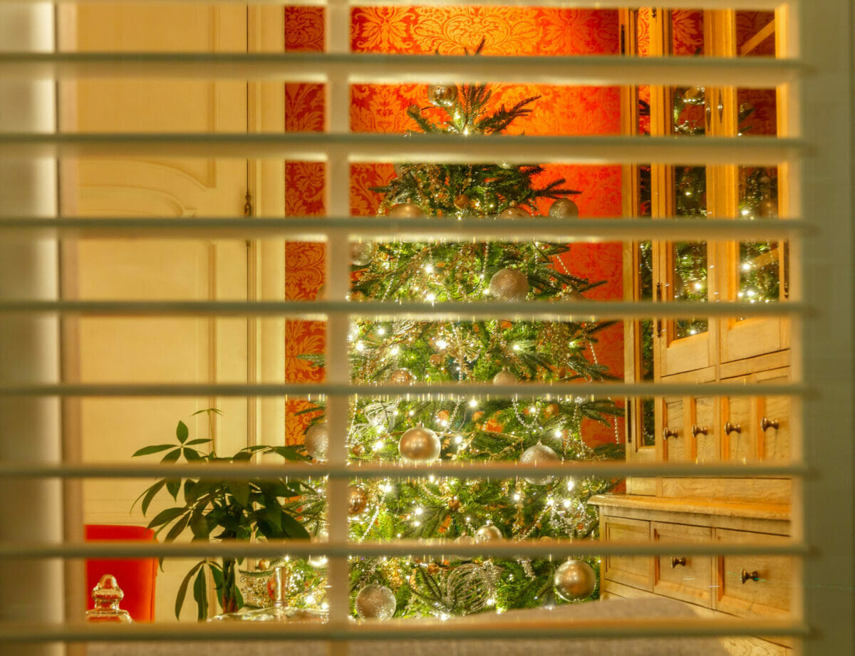 Home Improvement Ideas for the Upcoming Christmas 2021 » Shutters ...